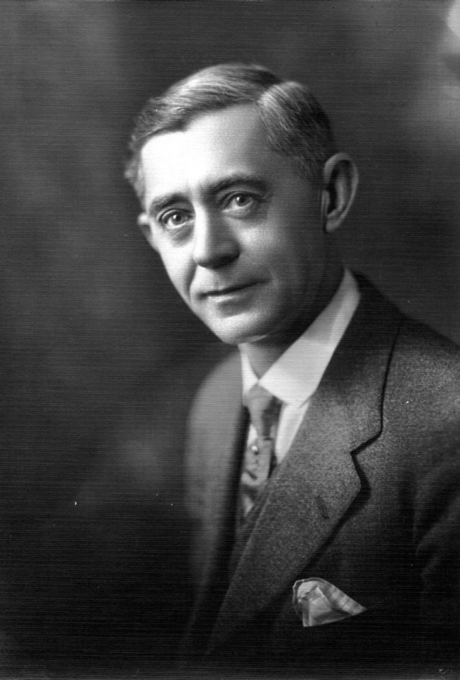 689 N. Mill Street | PlymouthMiDiscoveries